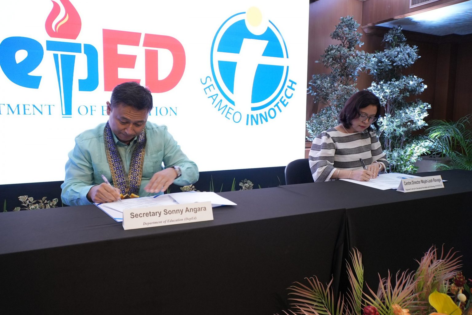 INNOTECH Seals Education Alliances with DepEd, DEPDev, UP, and EDCOM2 ...